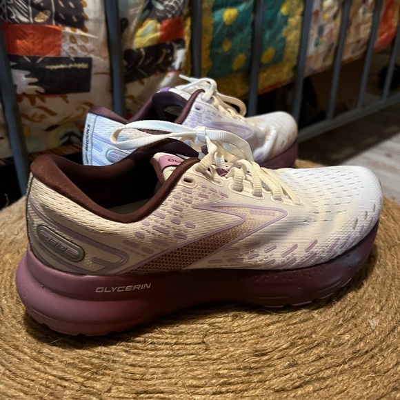 Brooks | Shoes | Brooks Glycerin Womens Shoes Cream And Purple | Poshmark